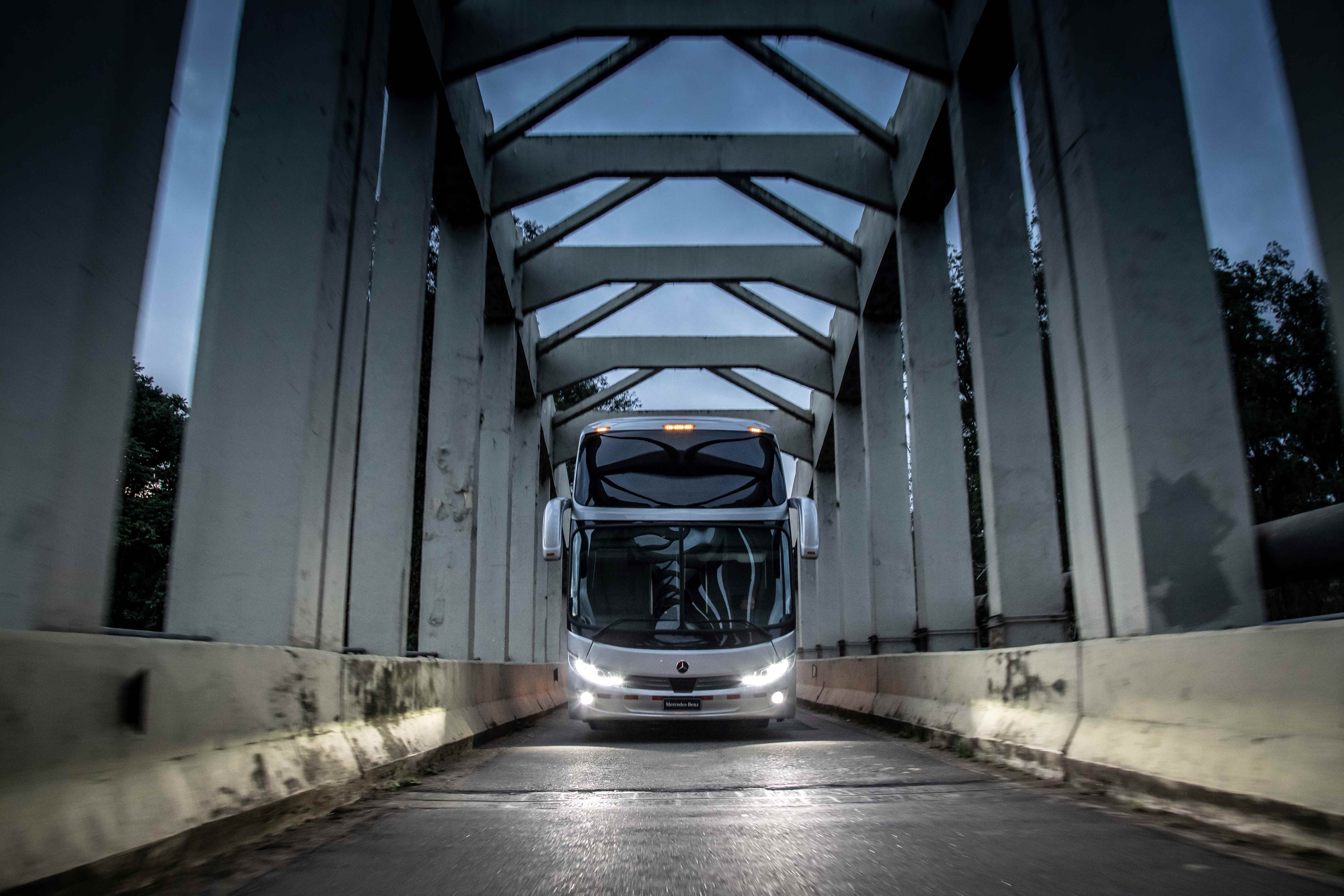 Los buses de Mercedes-Benz buscan tecnología y seguridad